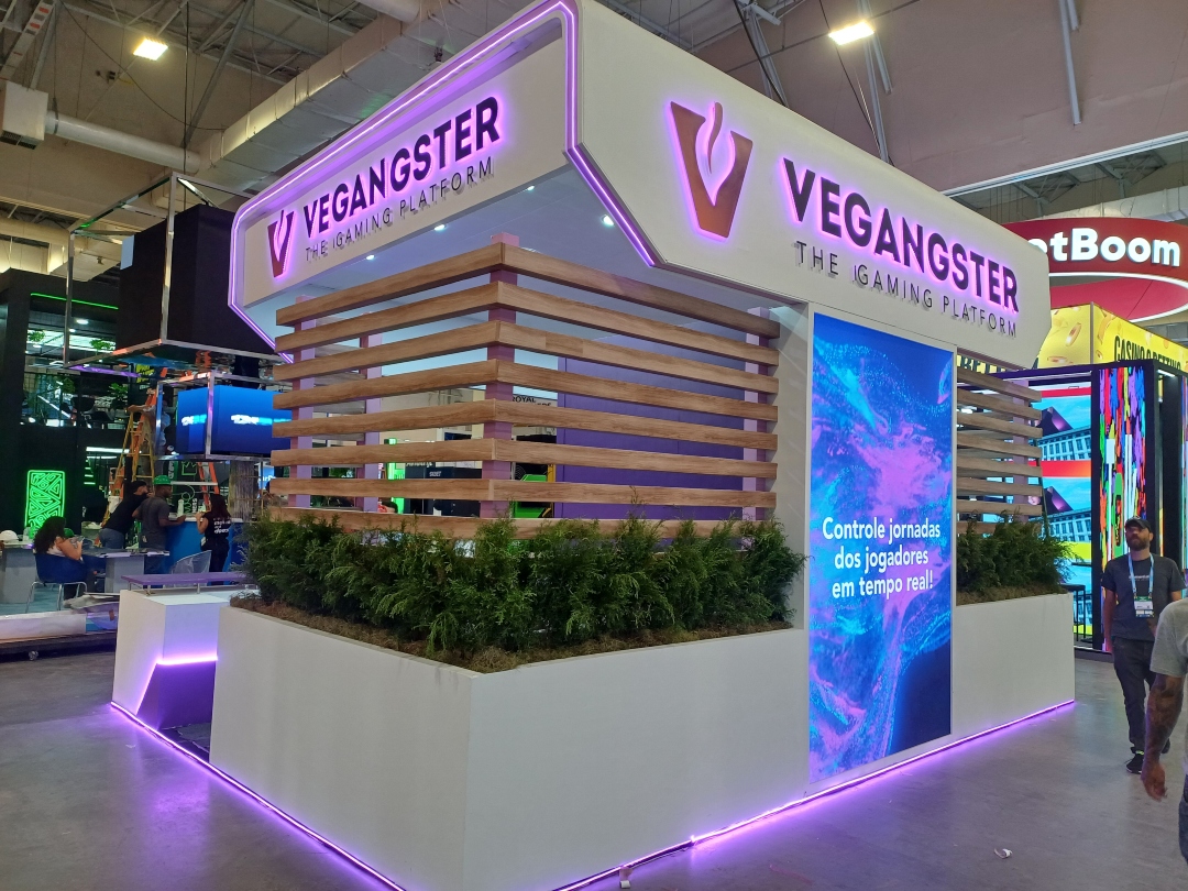 20 Ways To Attract Visitors To Your Exhibition Stand | AI Exhibitions